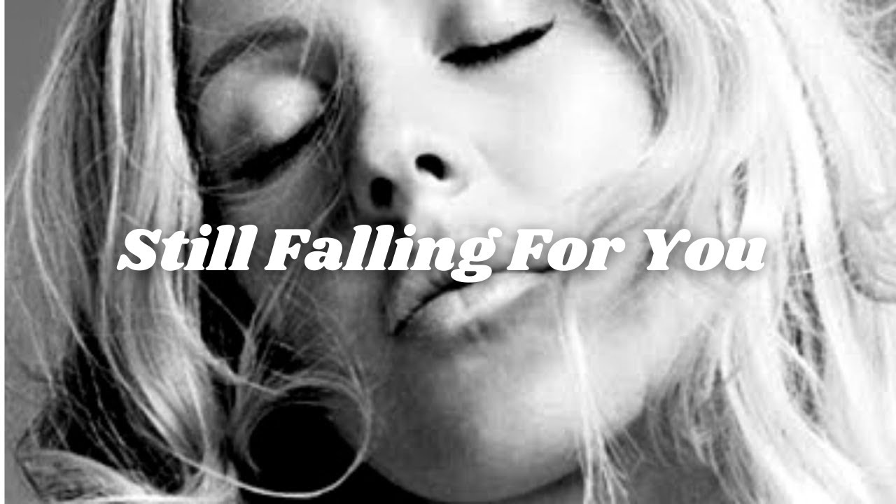 Ellie Goulding - Still Falling For You (8D audio) - YouTube