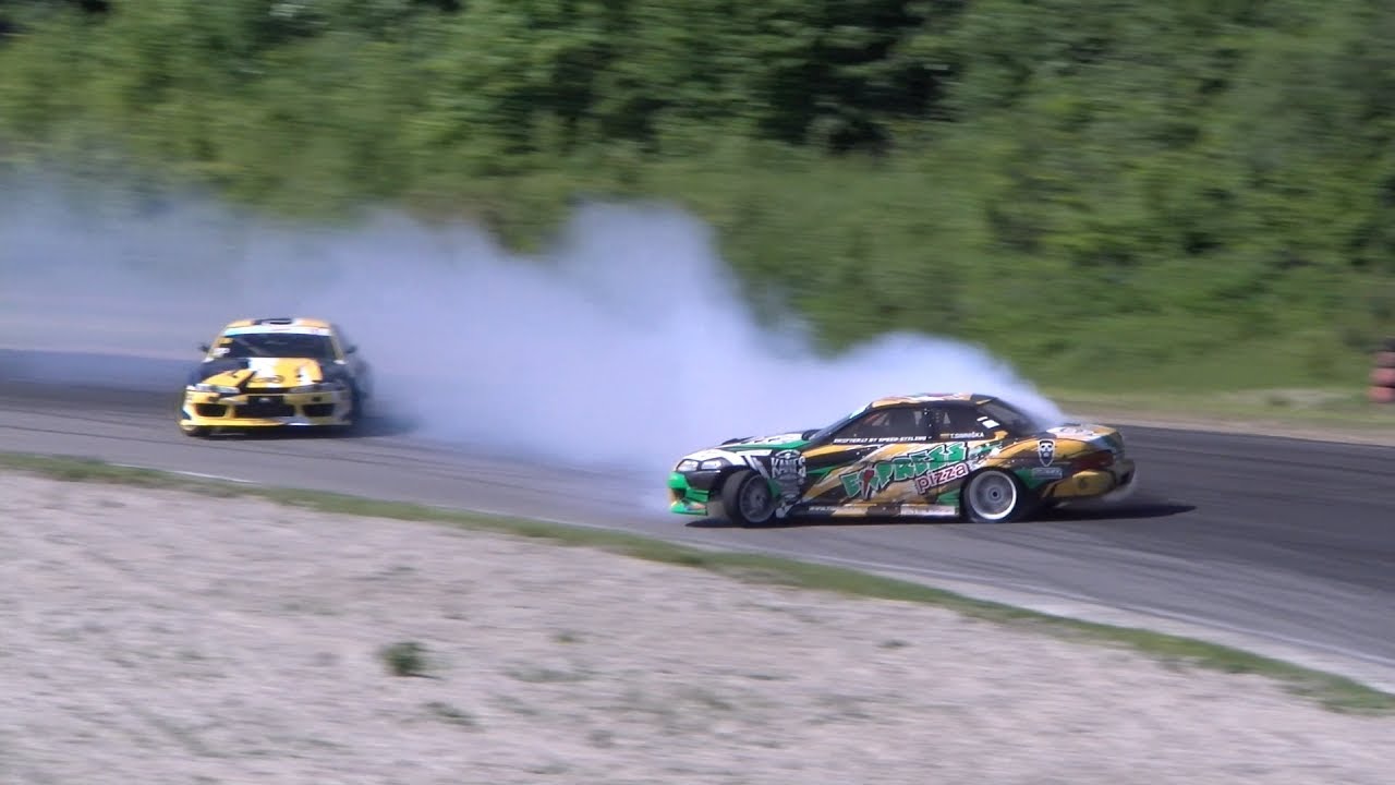 AZO UpHill Drift in slow motion - YouTube