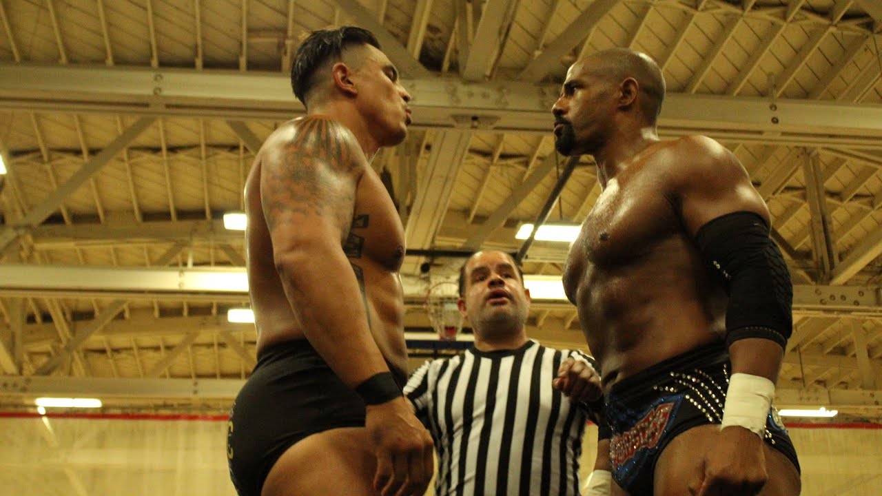 Big Fonz vs Fred Rosser 8/27/22 Stars Of Wrestling - YouTube