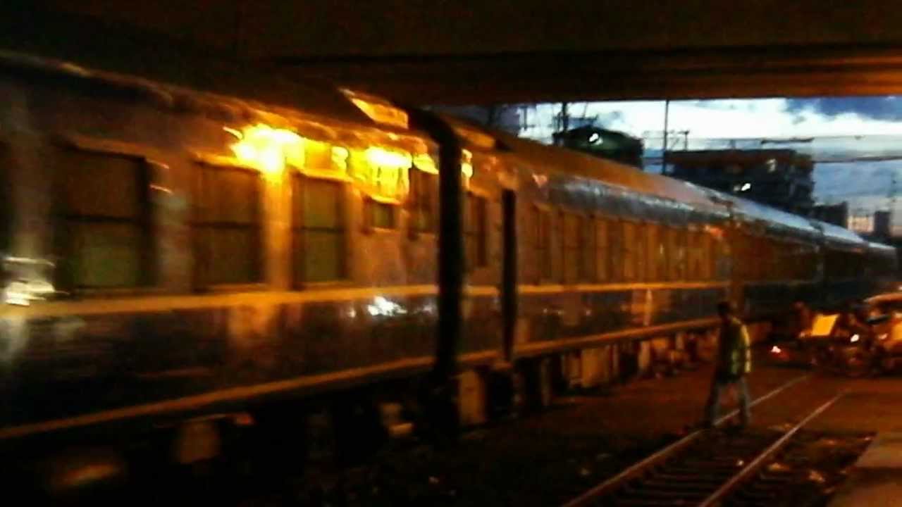 PNR Bicol express Train - YouTube