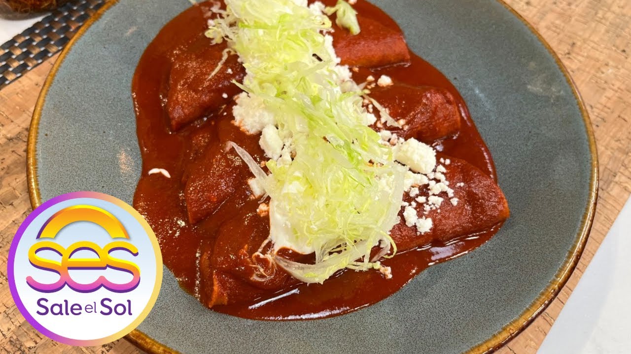 Enchiladas rojas: Receta de Ingrid Ramos | Cocina Delirante | Sale el ...