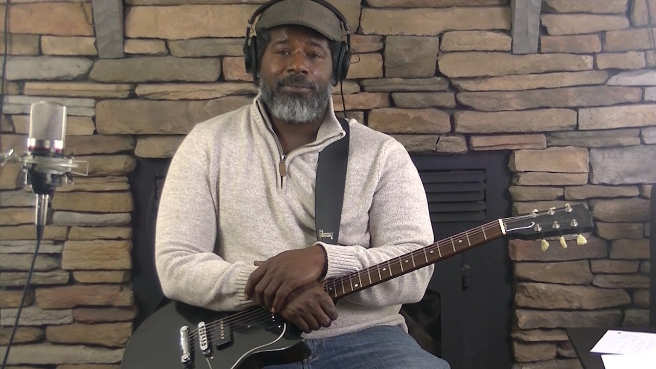 Unlocking the fretboard 23: The key of B flat major - YouTube