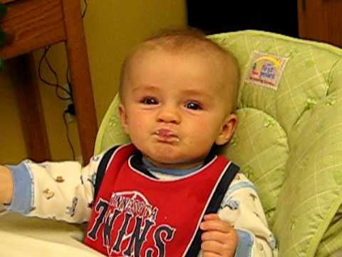 Max Bray Tries Bananas - YouTube