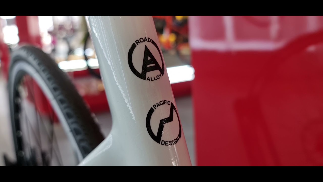 Road bike Pacific Paradox R5 alloy cuma 10jt - YouTube