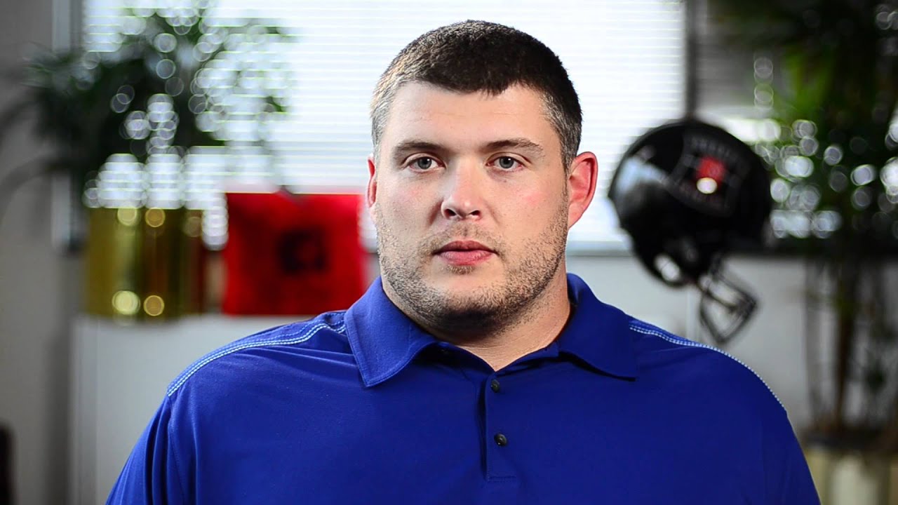 Falcons Tyson Clabo Talks About Silencing the Crowd - YouTube
