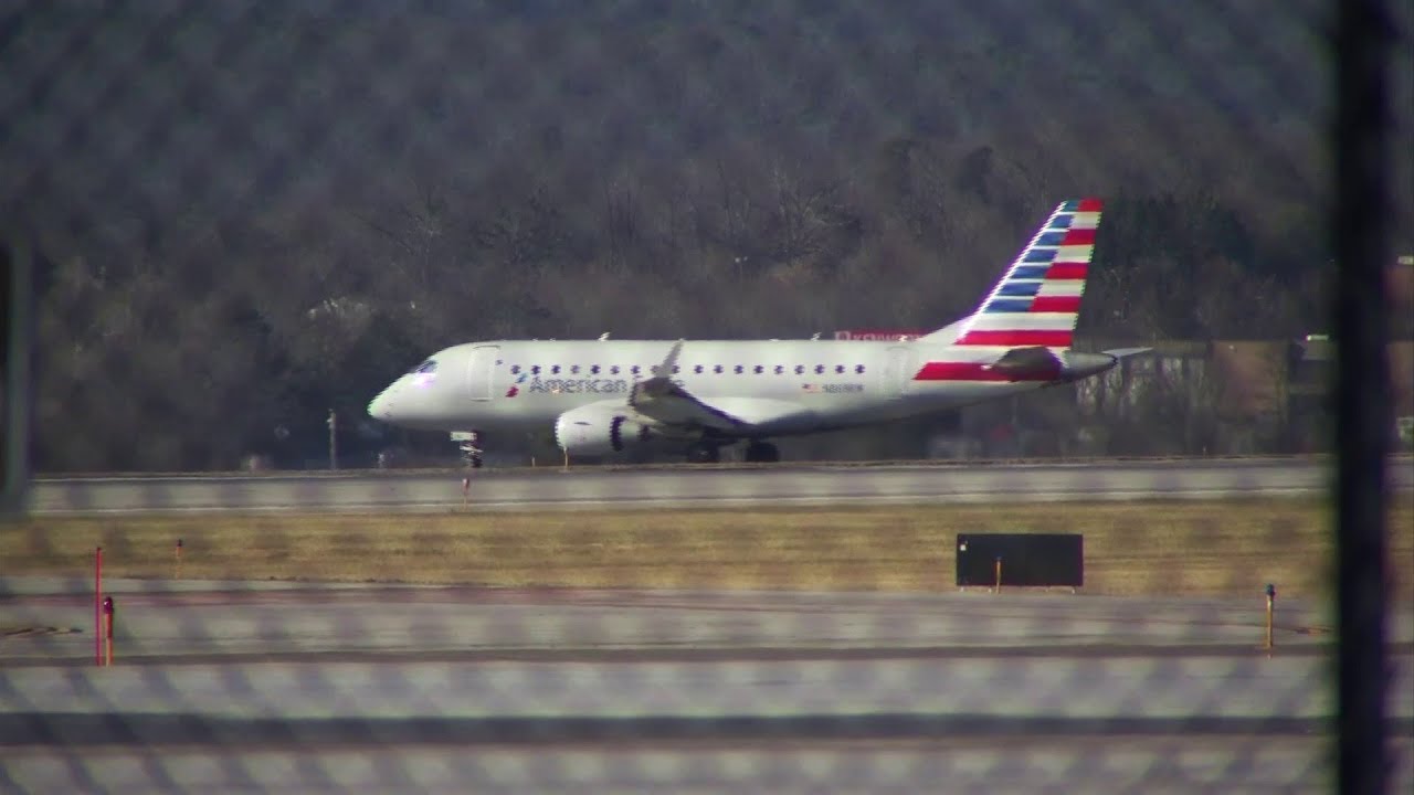 Roanoke-Blacksburg Regional Airport dodges major travel troubles - YouTube