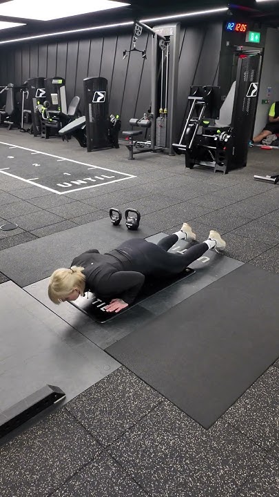 Tricep Press Up - YouTube