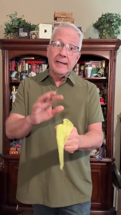 Crazy Close Up Vanish Magic Trick #magic_trick #magician #easy_magic_trick - YouTube