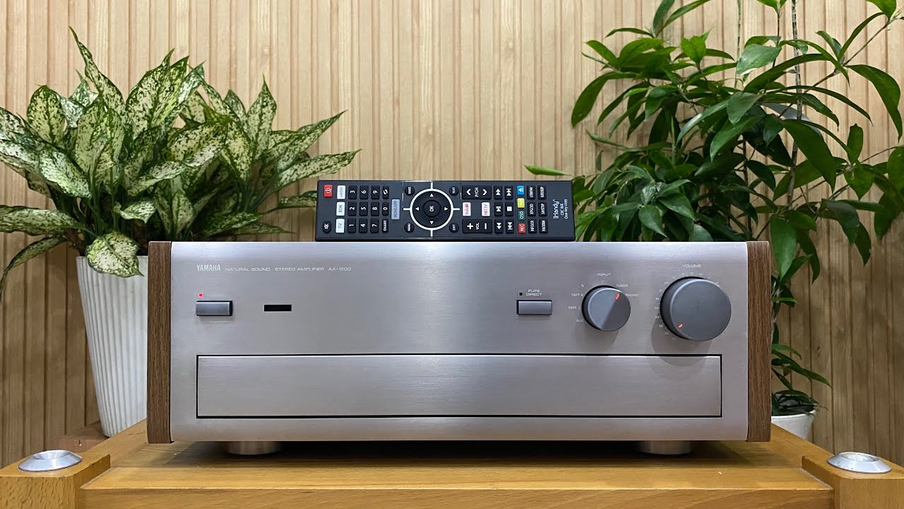 Đã bán-Amply Stereo Yamaha AX-1200 khủng 260W,20kg,8 sanken,2 tụ khủng ...