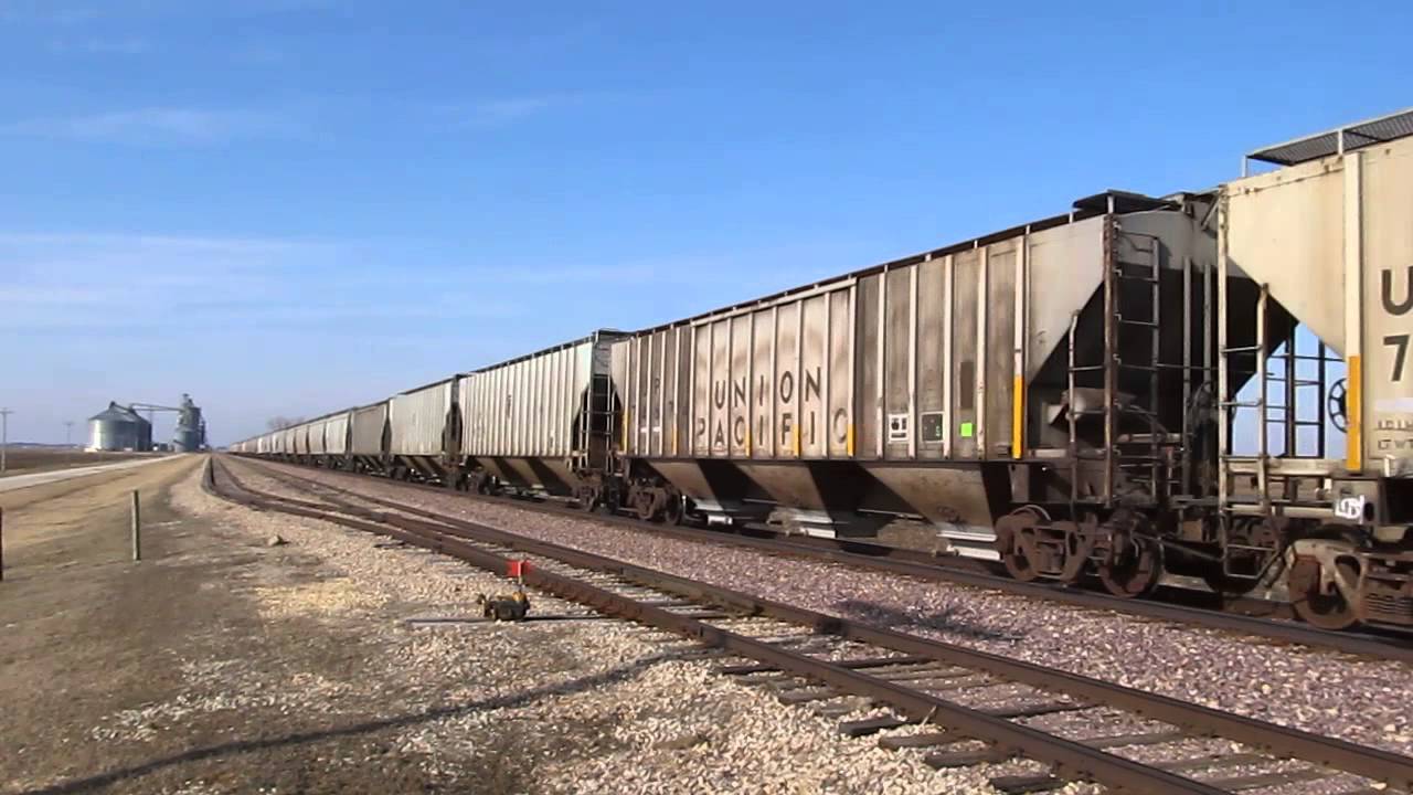 Union Pacific Grain Train at Allen, IL - March 30, 2014 - YouTube