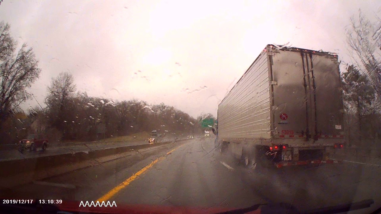 Ice Flying off Truck Hitting Windshield - YouTube