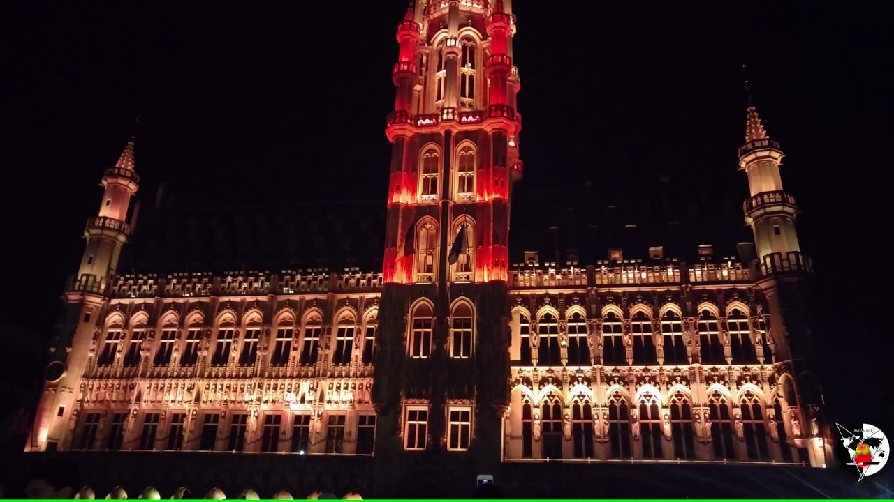 Christmas Lights Show - Grand Place - Brussels - Winter Pret 2016 - YouTube