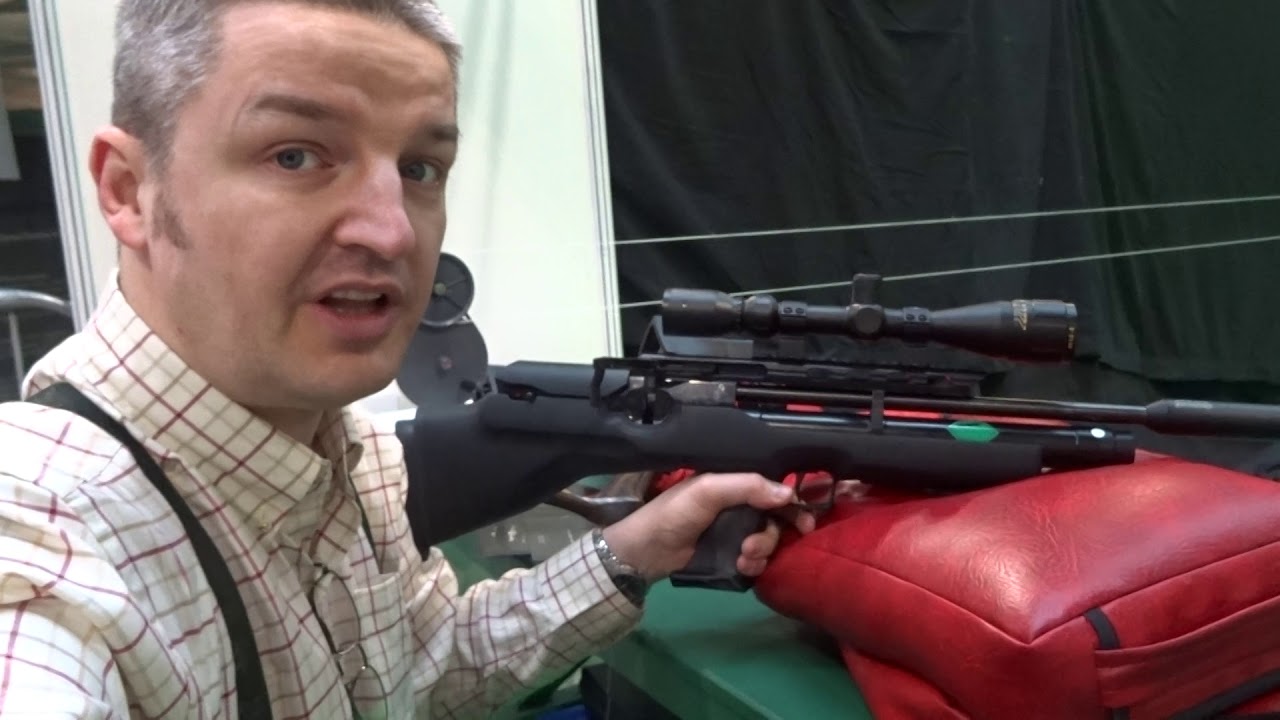 British Shooting Show 2019 - Me with the Weihrauch HW100 BP Bullpup ...