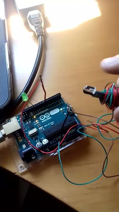 Arduino sensor de infrarrojos comprobación del programa - YouTube