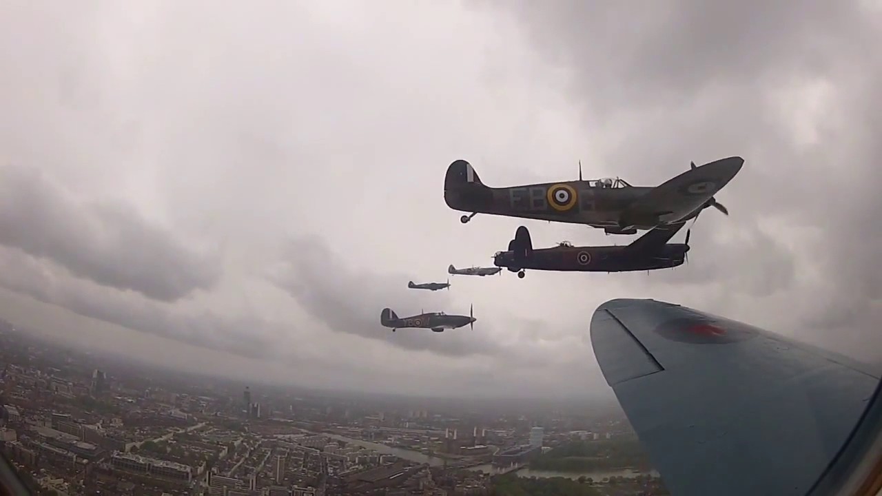 Defense News Diamond Jubilee Flypast as seen from the Spitfire - YouTube