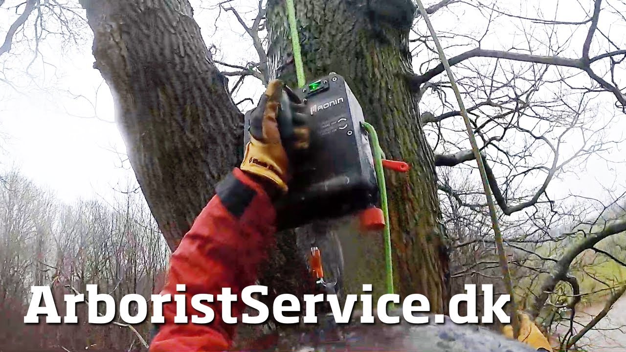 Ronin lift power ascender (first test/ascent) - YouTube