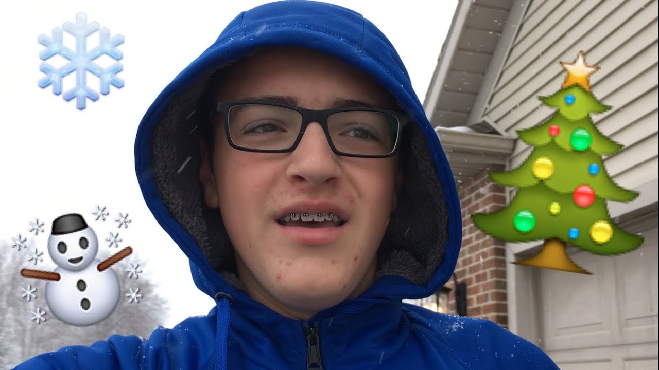 FIRST SNOW!! - YouTube