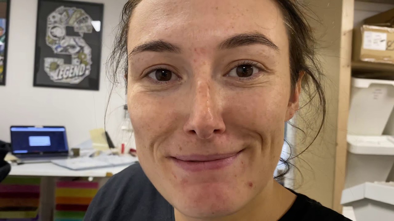 MY SISTERS FAMOUS! - YouTube