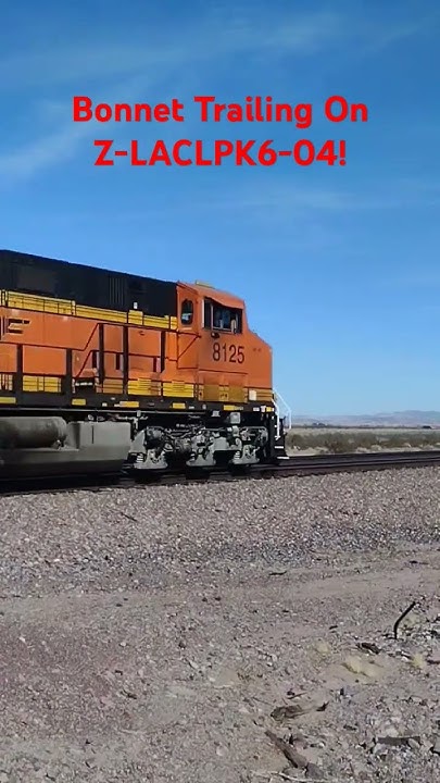EB BNSF Z Train Feat Bonnet At East Daggett Ca! #shorts #bigbossrailfanner #highdesert - YouTube