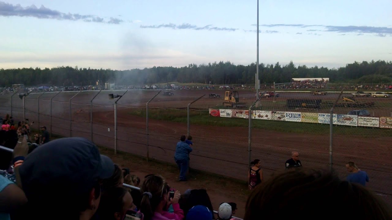 Midsummer night mayhem proctor speedway - YouTube