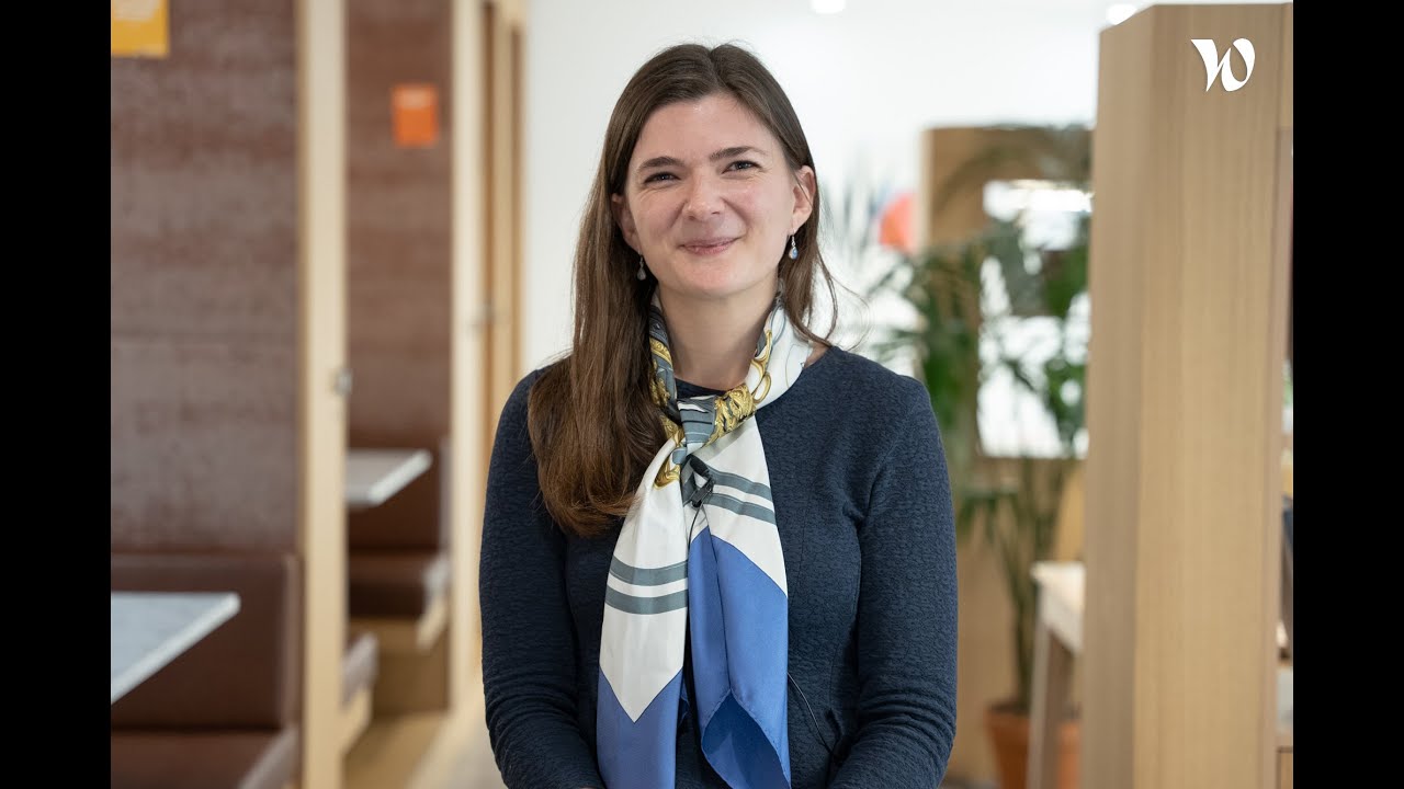 Découvrez Finariat avec Clothilde, Consultante - YouTube