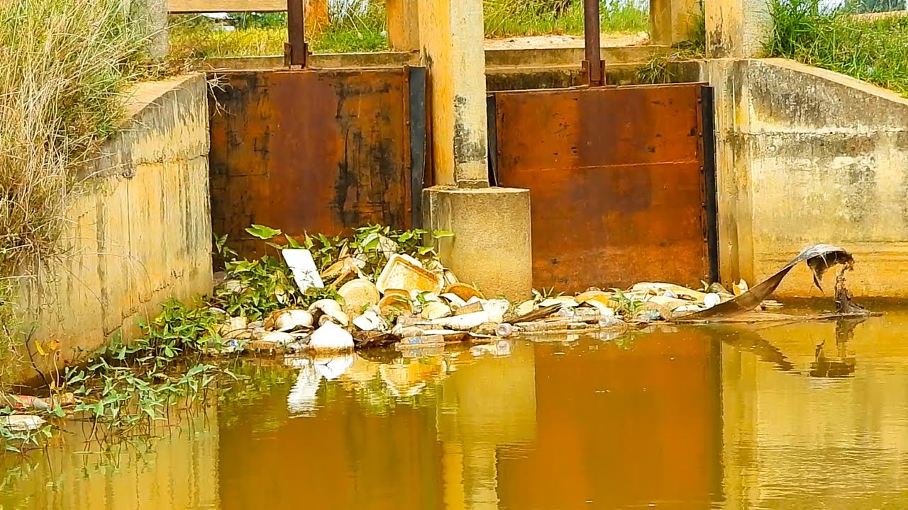 Unclogging Trash On Dam For Drainage | Part 2 (Final) - YouTube