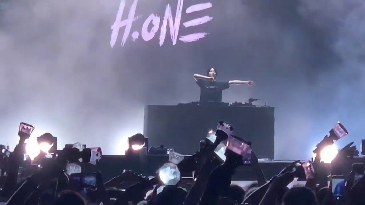 [FANCAM] 190709 Monsta X London DJ Hyungwon H.one - YouTube