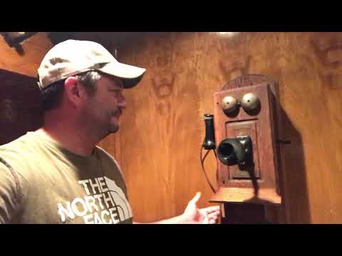 Working Wood Wall Telephone