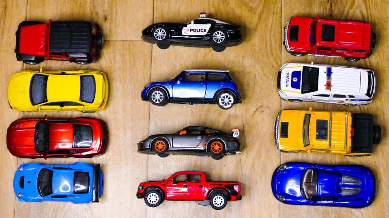 Diecast Cars of Different Sizes from The Floor - YouTube