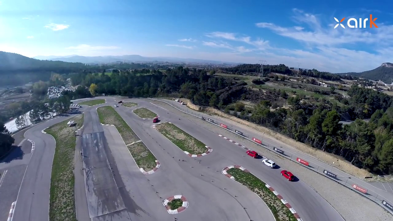 AIRK - FAST Parcmotor Castellolí - Driving course - YouTube