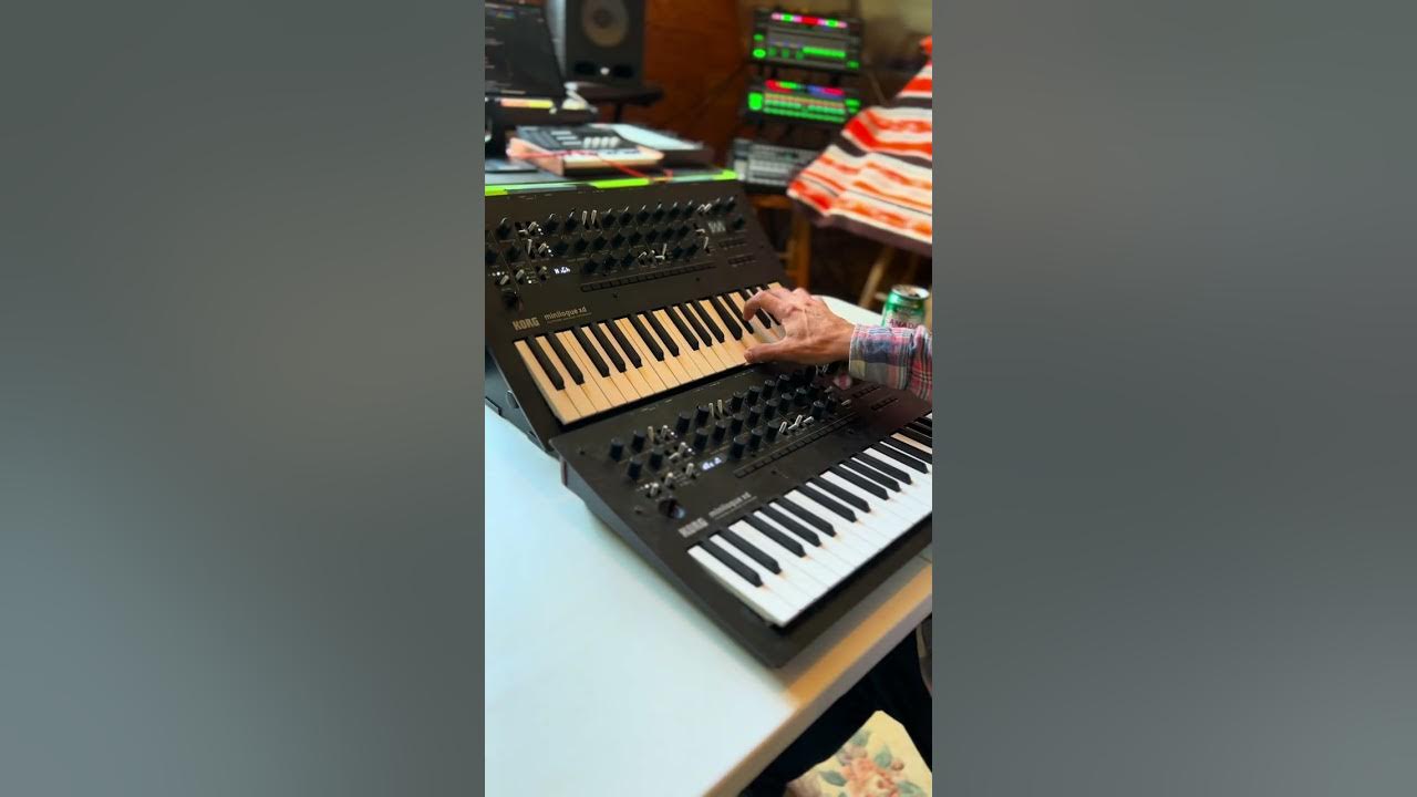 Synth sounds from scratch on 2 minilogue xd, layering pads + arp - YouTube