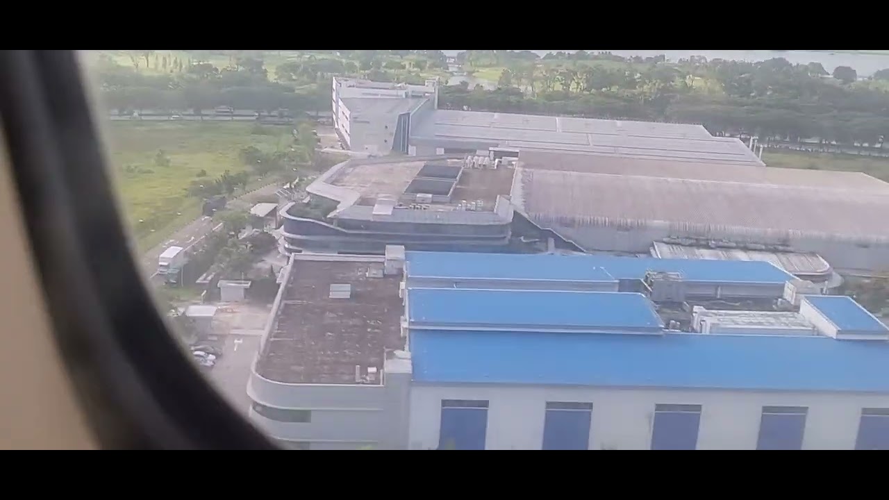 Firefly Airlines Flight FY 3128 Landing at Seletar Airport 5th January ...