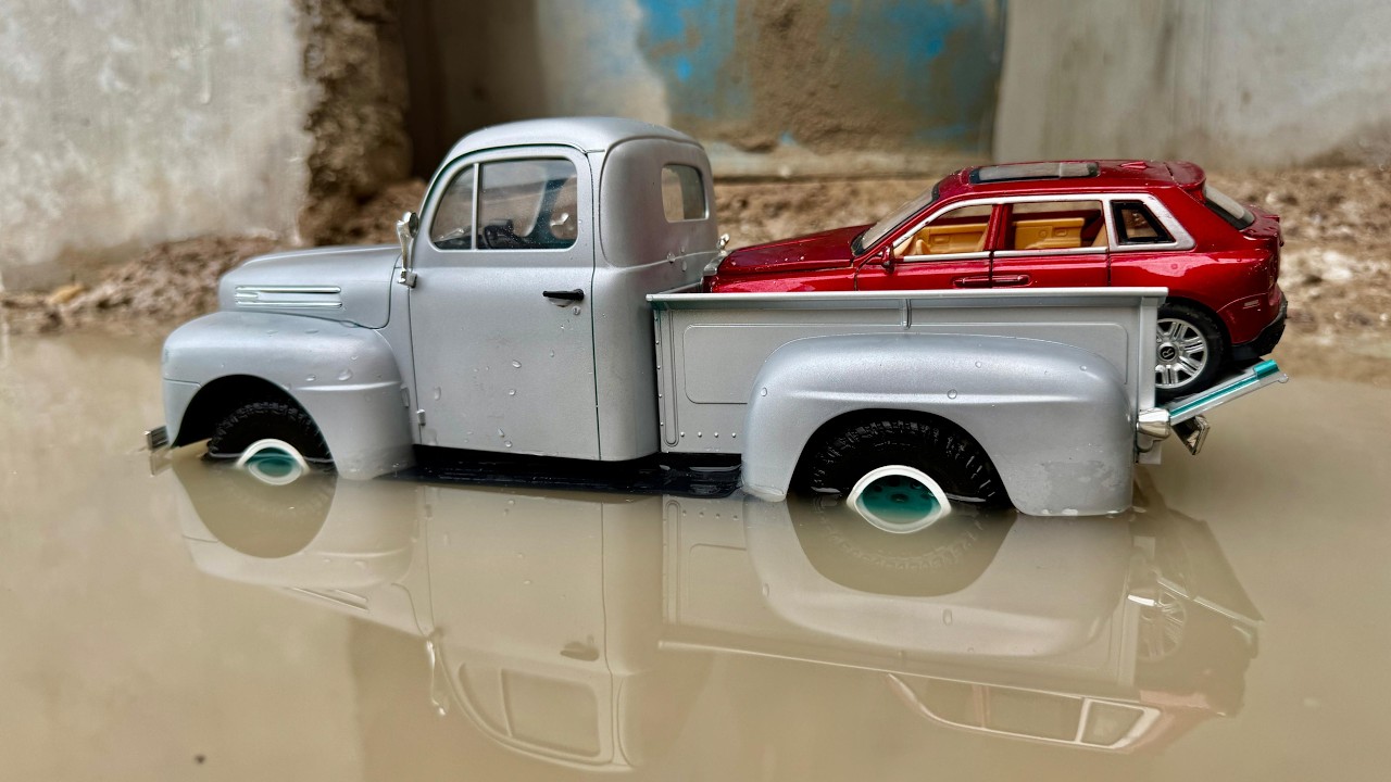 Remote control Rolls Royce Phantom crash Recovery By Ford Trucks - YouTube