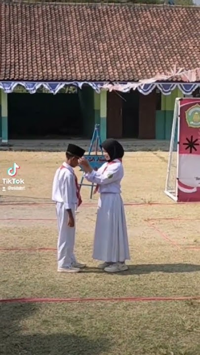 Fashion Show kelas 7C MTs. SA Asysyuhada pt.1 - YouTube