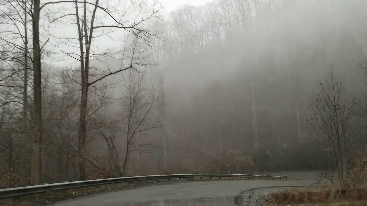 A Foggy Mountain (Thankfully, No Breakdown) Drive In Appalachia - YouTube