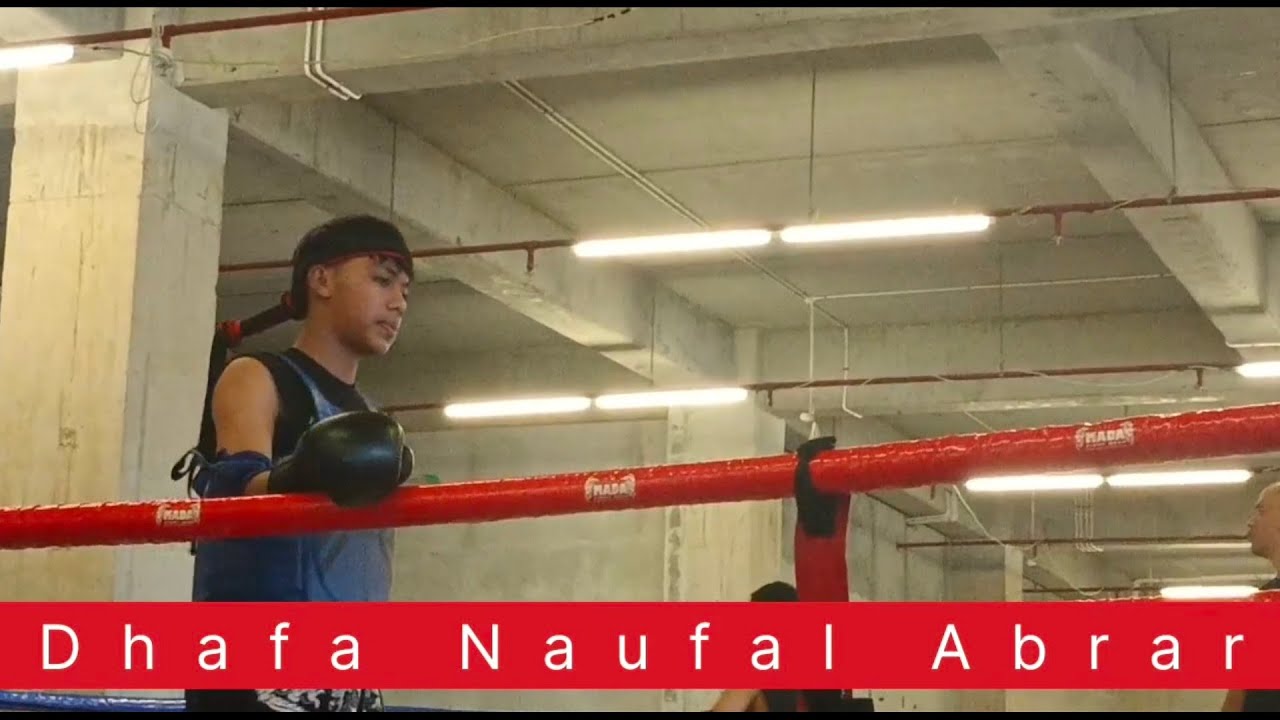 Pertandingan Muay thai_Dhafa_di Mal Boxis Tajur - YouTube