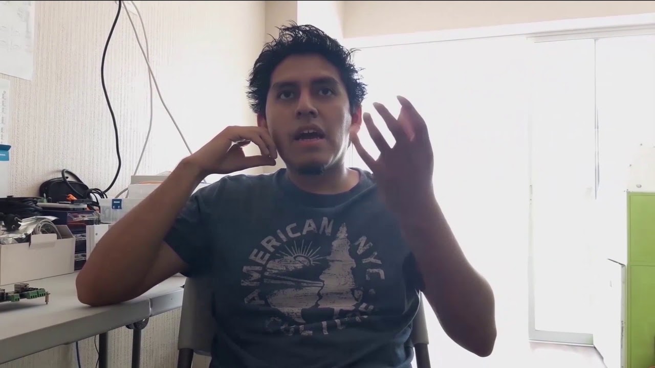 Un día con Irbin, el tacho robot inteligente. - YouTube