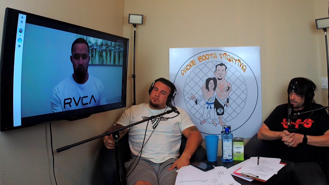 Phone Booth Fighting #119 - YouTube