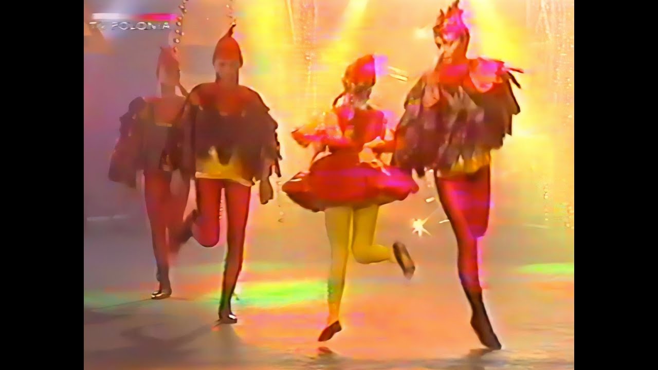 90s video of young girls dancing in the vintage TV show - YouTube