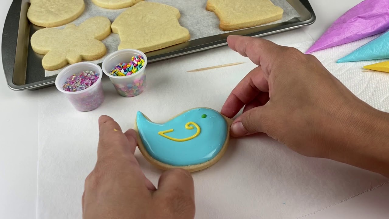 Spring Sugar Cookie Decorating - YouTube