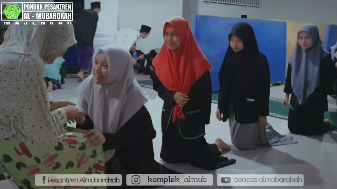 Adab Santri || PonPes Al-Mubarokah - YouTube