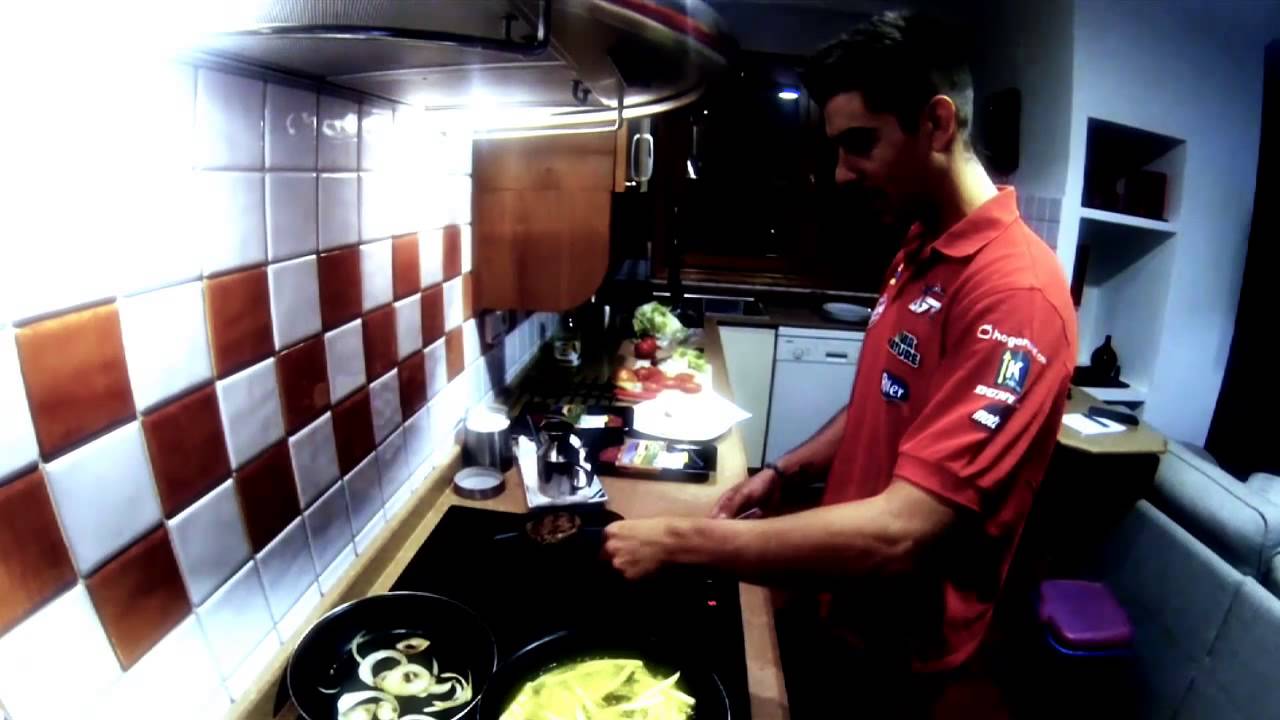 Alberto Moncayo, nuevo chef Roler - YouTube