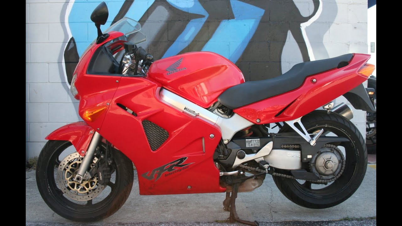 1998 Honda VFR800 ... V4 Sport Touring Fun! - YouTube