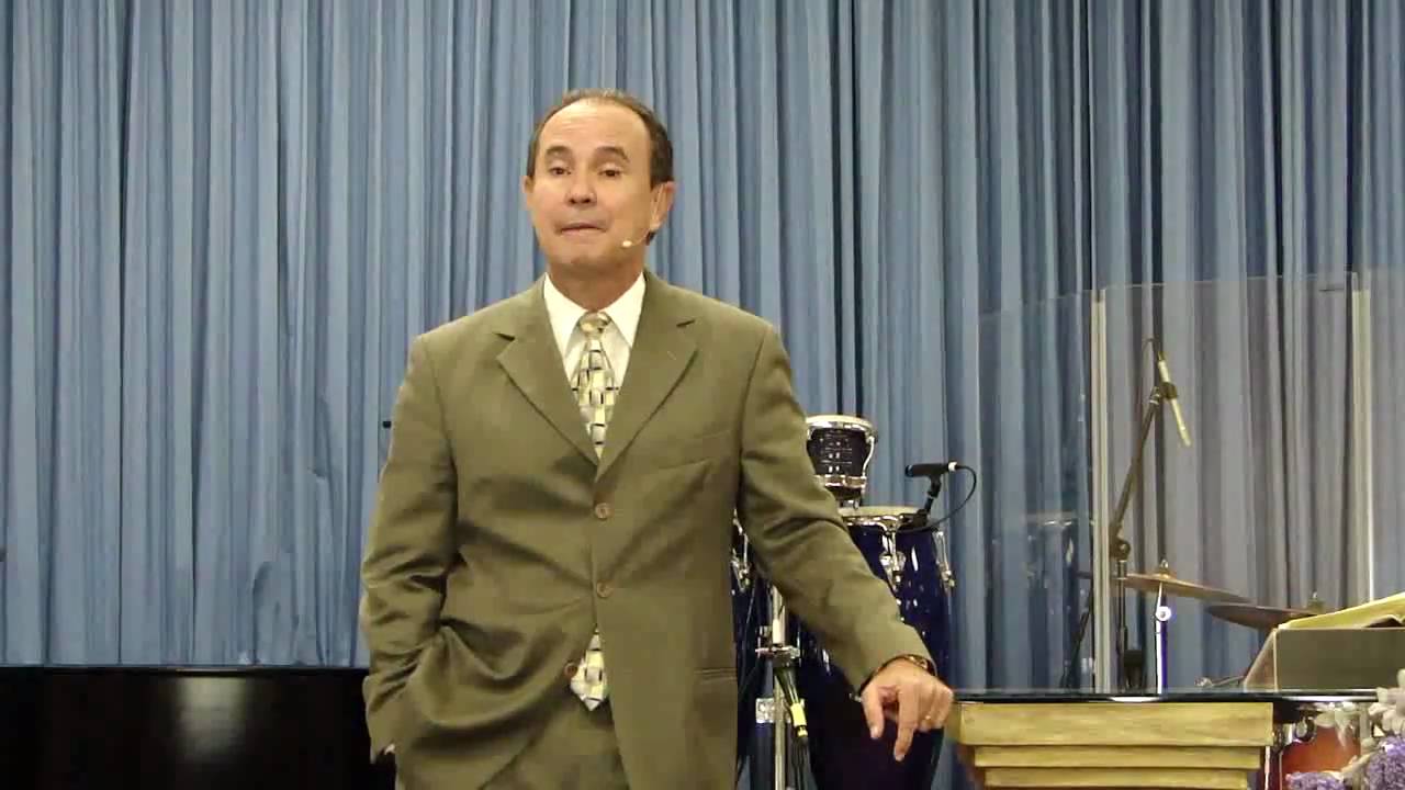 Recomendaciones de Vida Práctica (2 de 6) - Pastor Moisés Román - YouTube
