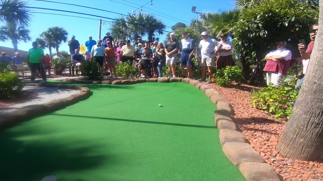2019 Mini-Golf Masters - Final Hole - YouTube