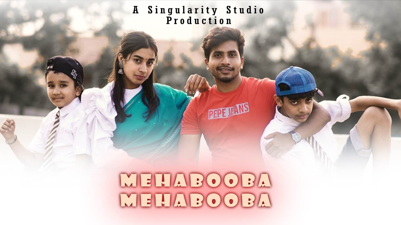 Mehbooba Mehbooba Dance cover | Retro vibes with Avi & Bindu | Singularity Studios. - YouTube