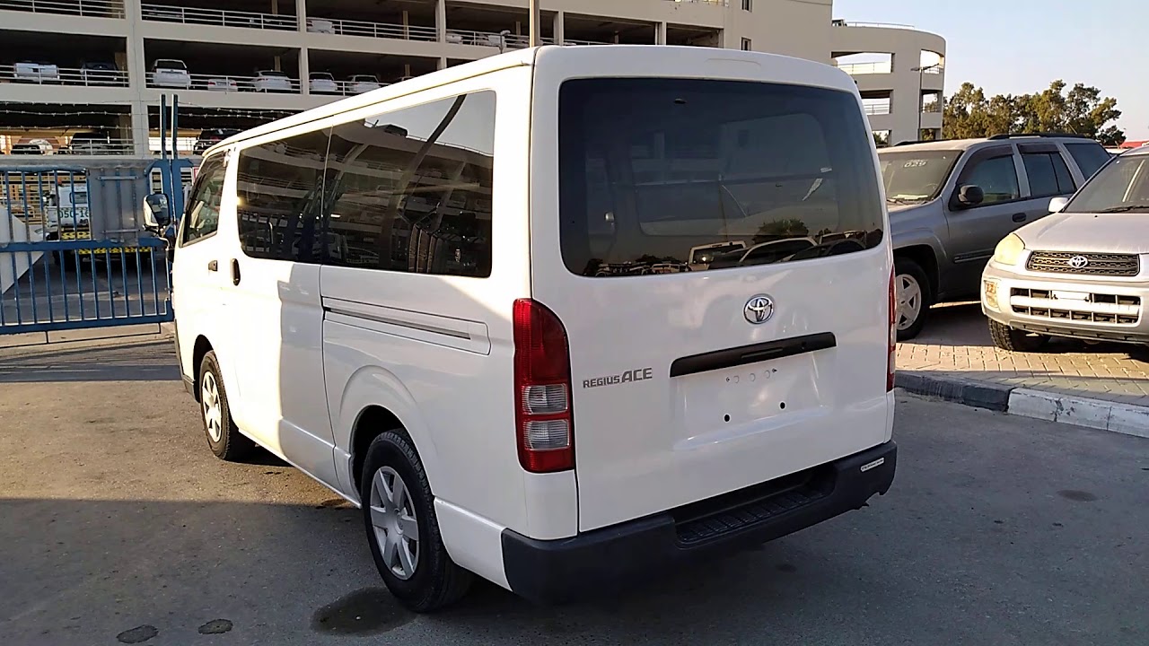 TOYOTA HIACE 2005 MODEL MANUAL DIESEL - YouTube