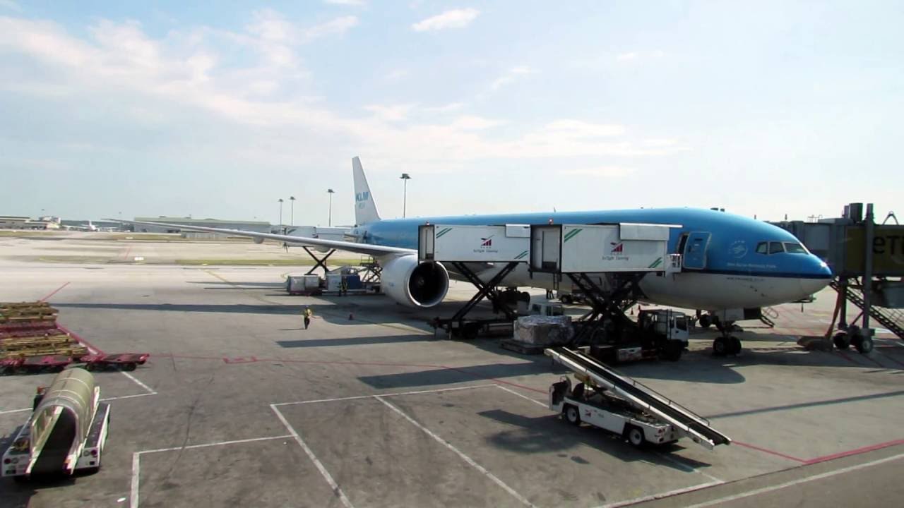 KLM Royal Dutch Airlines KL809 Kuala Lumpur (KUL) to Jakarta (CGK ...