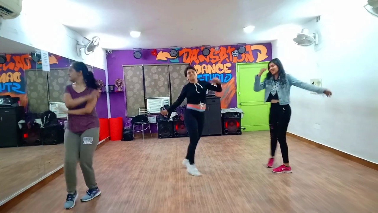 COCA COLA (Dance Video ) - Luka Chuppi | Neha Kakkar & Tony Kakkar | By ...