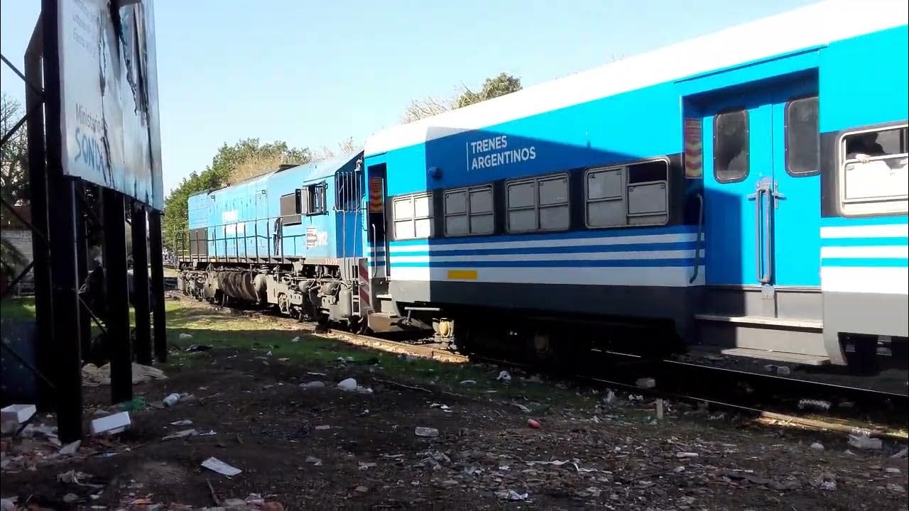 GM GT-22 CW-2 A912 con tren de pasajeros 4516 Haedo-Temperley de 11.34 saliendo de Haedo - YouTube